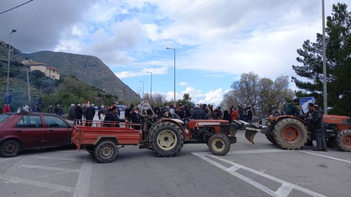 Σε συνέλευση καλεί τους αγρότες των Χανίων το μπλόκο στα Μεγάλα Χωράφια ...